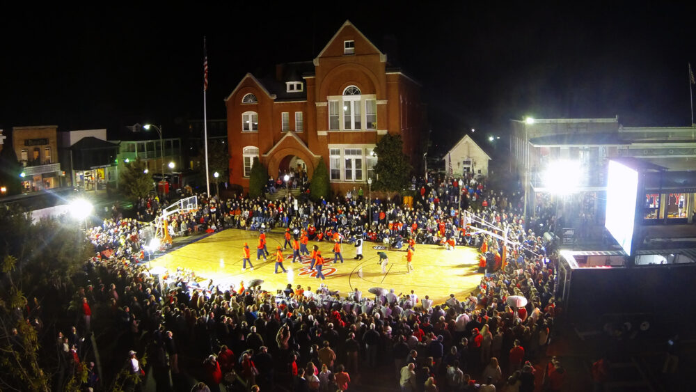 Square Jam Returns to Historic Downtown Oxford October 6 - HottyToddy ...