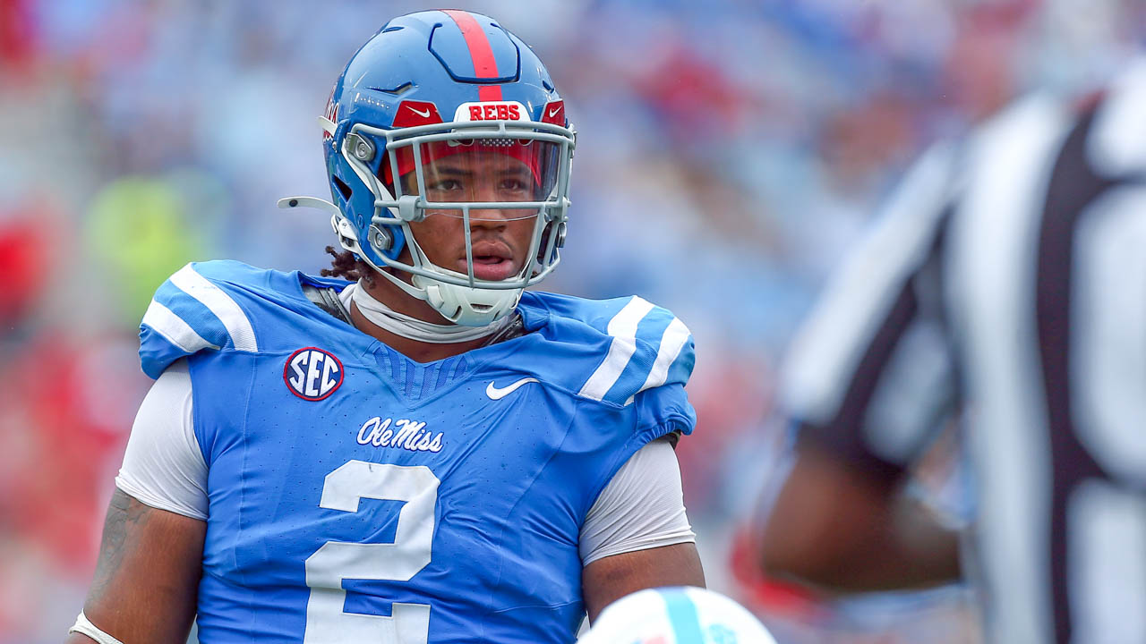 Walter Nolen named Outland Trophy semifinalist: Rebel Roundup ...