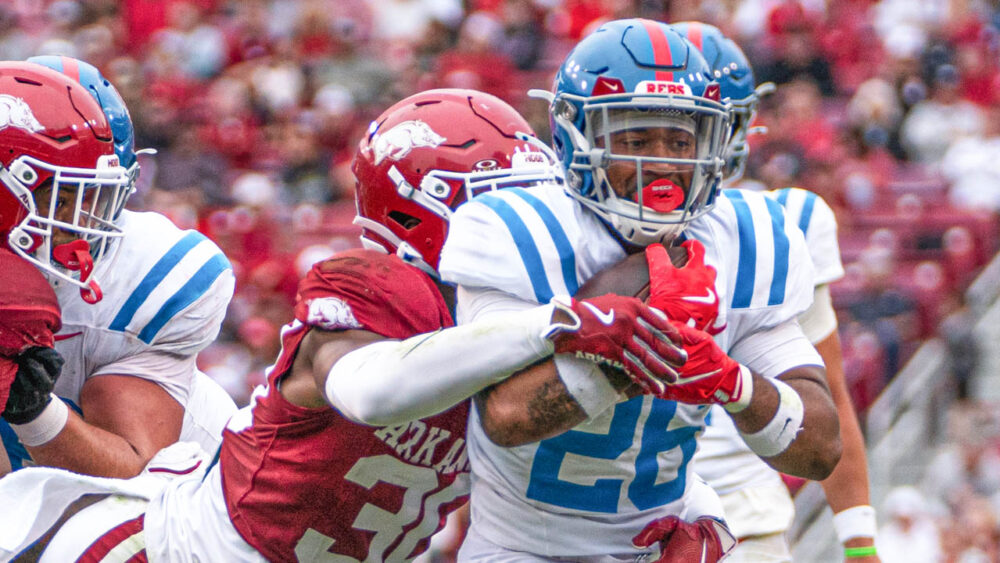 Ole Miss' Domonique Thomas Stepping Up at Running Back - HottyToddy.com - Ole Miss Sports ...