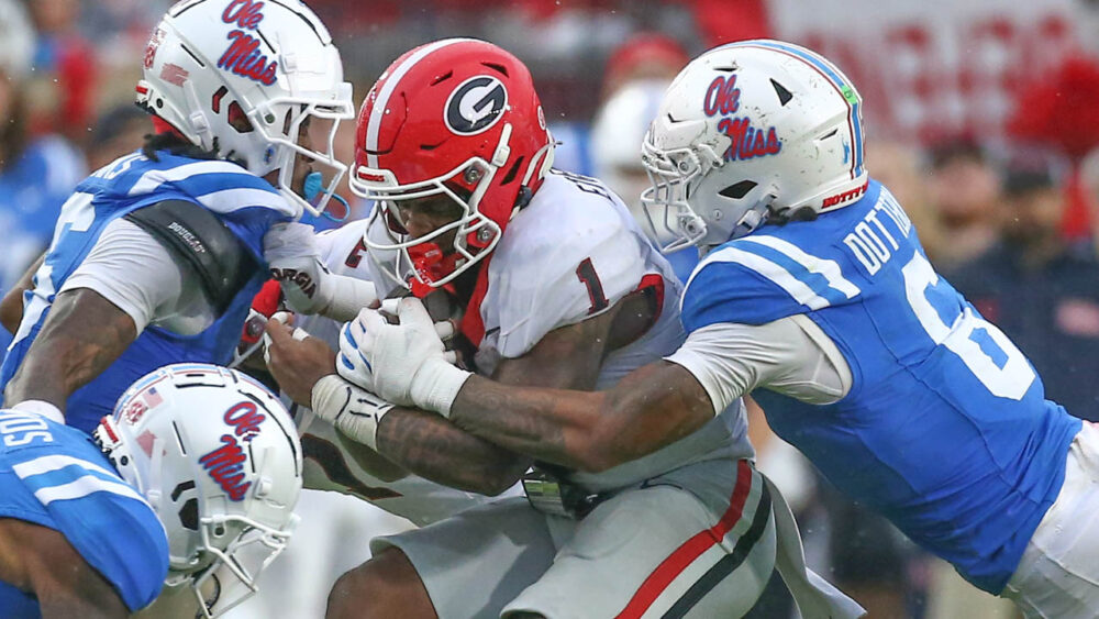WATCH: Rebels linebackers TJ Dottery, Chris Paul after downing ’Dogs ...